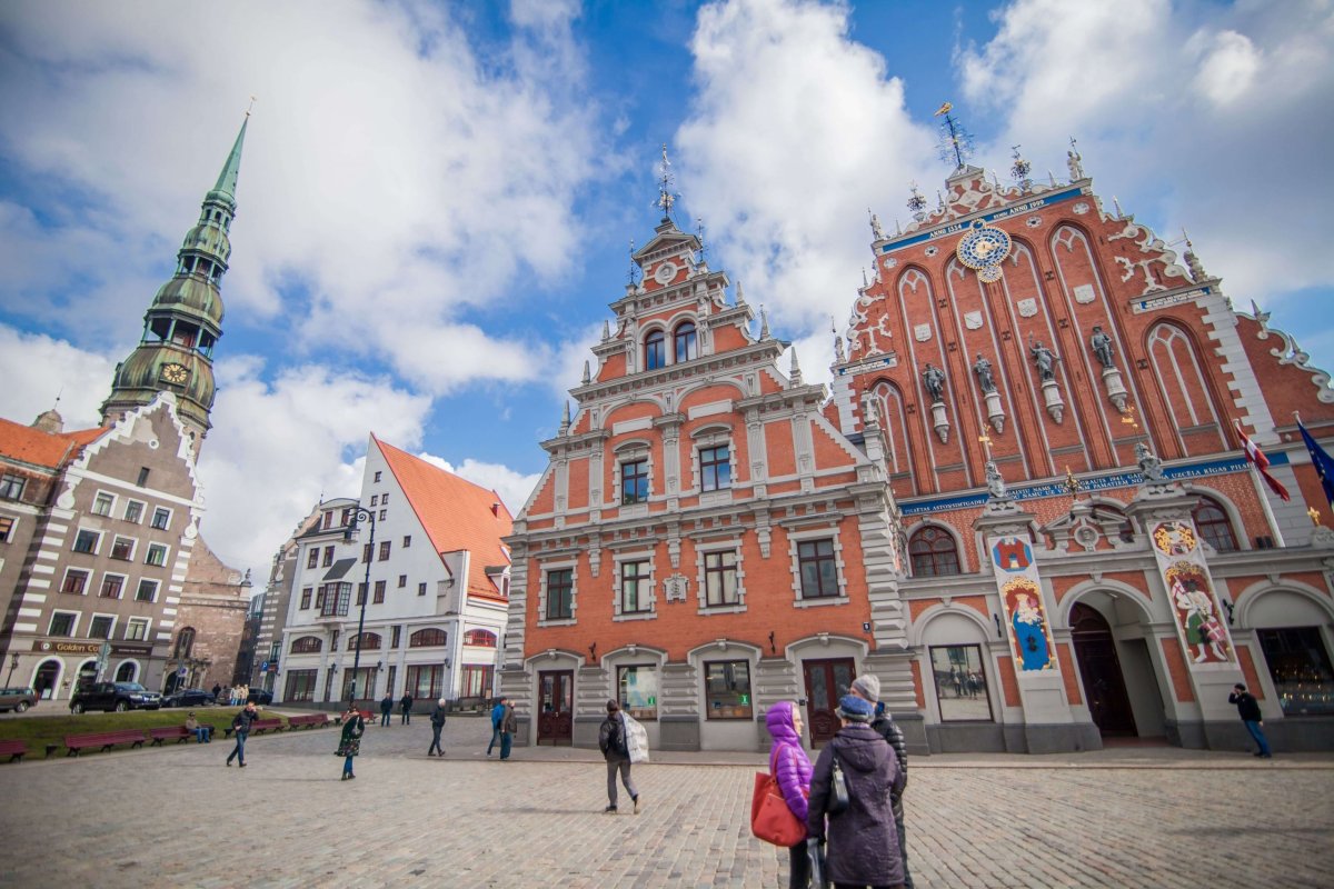 Forbindelser og terminaler i Riga Lufthavn (RIX)